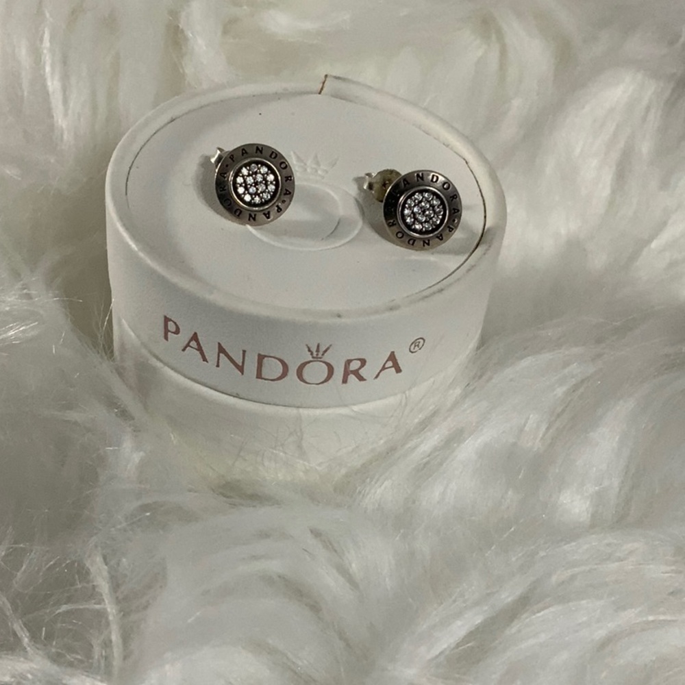 Authentic Pandora Sparkling Pandora Logo Stud. Good P… - Gem